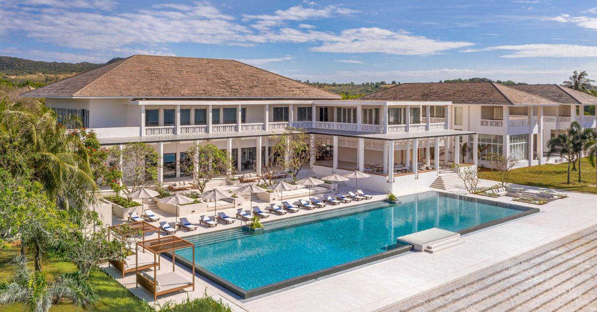 Azerai Ke Ga Bay Review: A Luxurious Seaside Resort in Vietnam