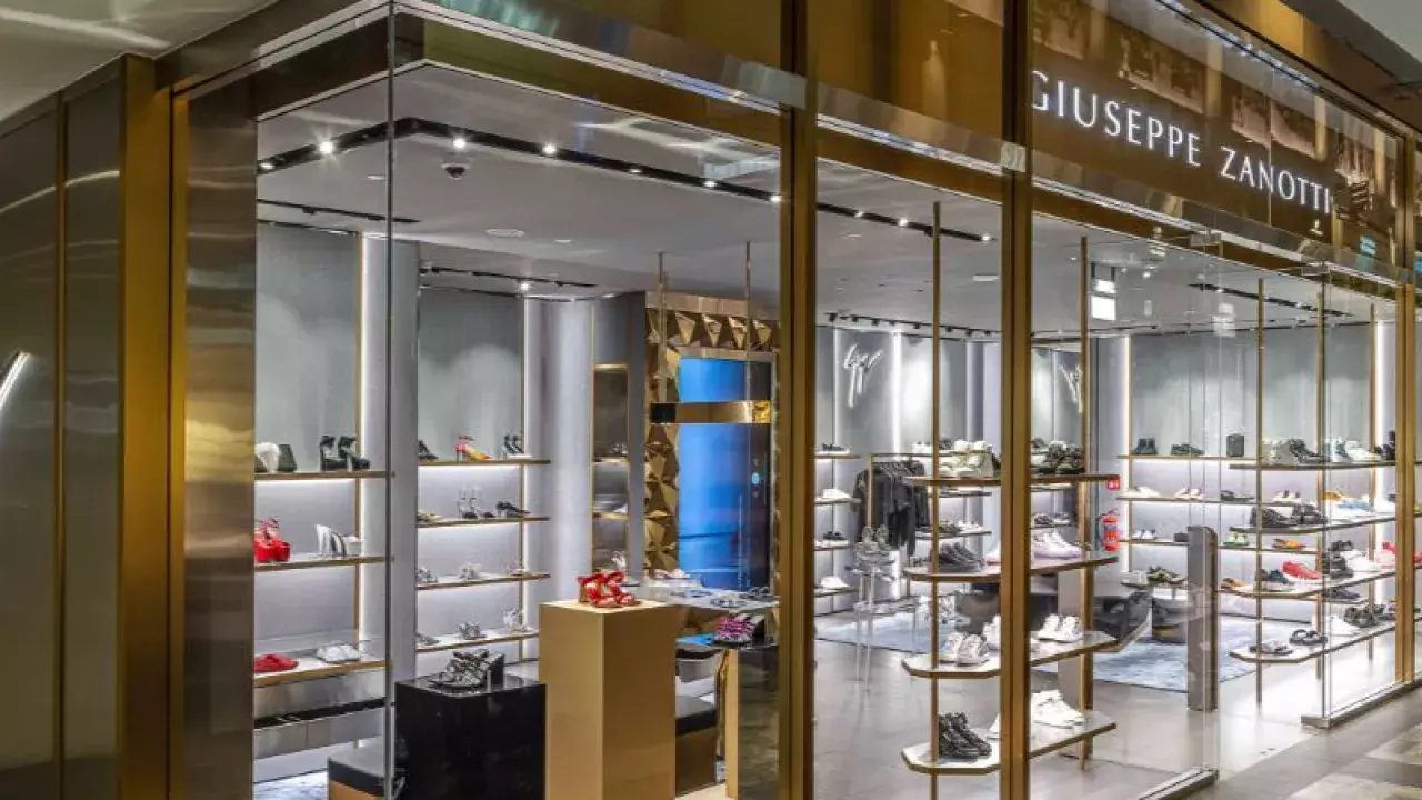 Giuseppe Zanotti Opens at MBS